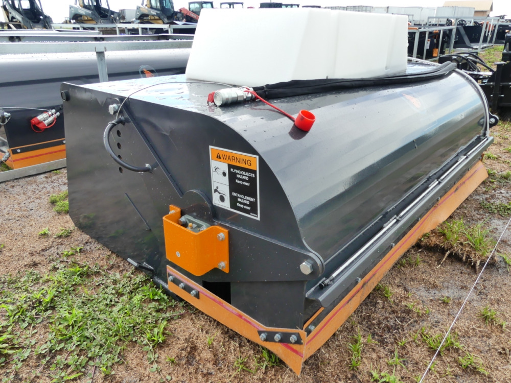 #836 - Wolverine Quick Attach Box Broom Sweeper | DeMott Auction