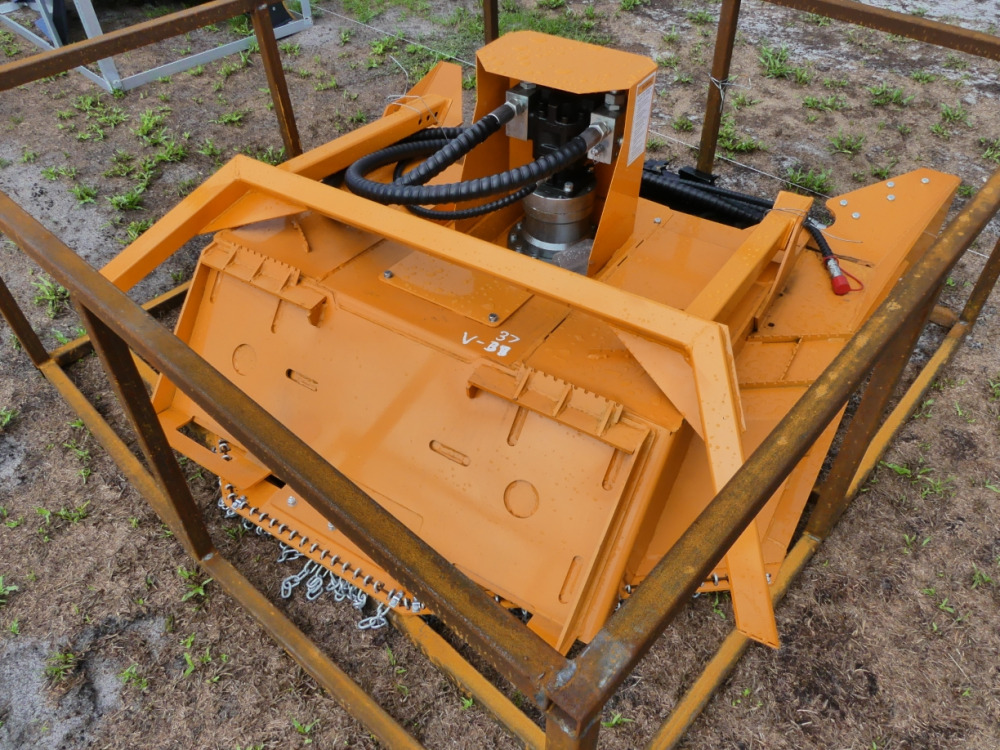#854 - Wolverine Quick Attach 72" Disc Mulcher | DeMott Auction