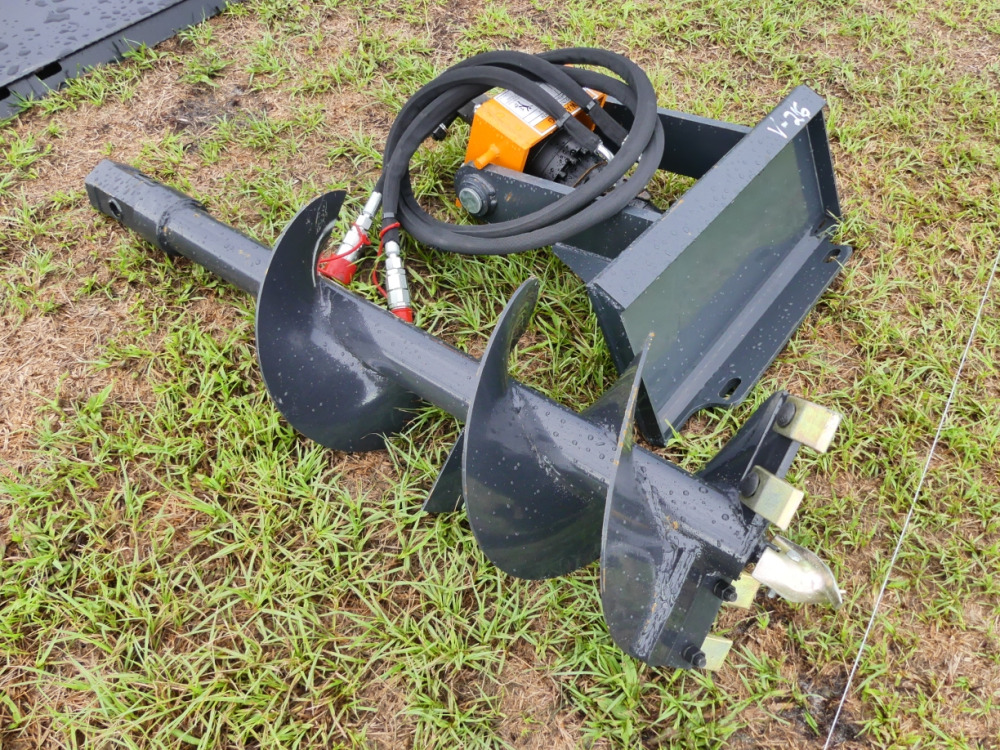 #700 - Mini Auger Drive w/ Bit | DeMott Auction