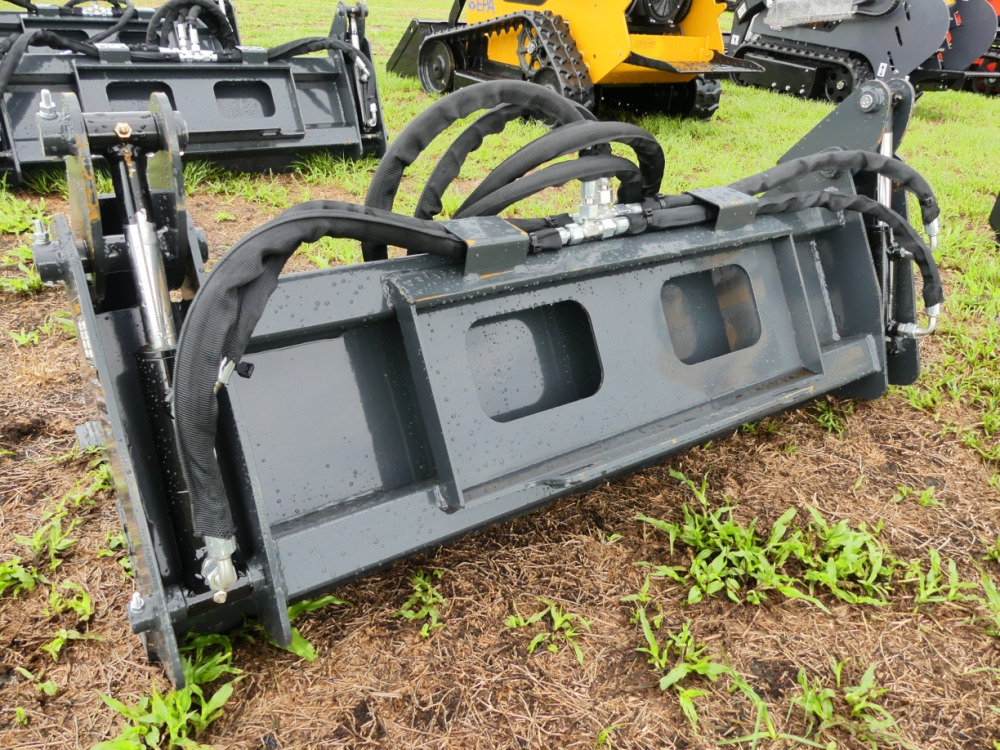 #690 - Mini Combination Bucket | DeMott Auction