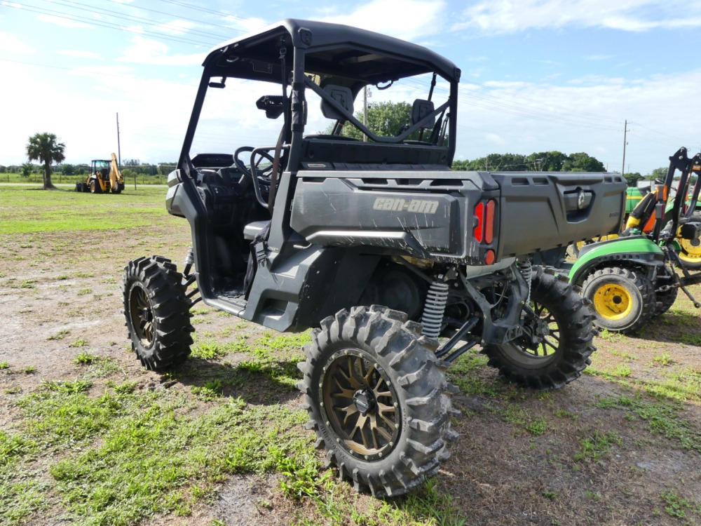 #596 - 2020 Can AM Defender HD8 | DeMott Auction