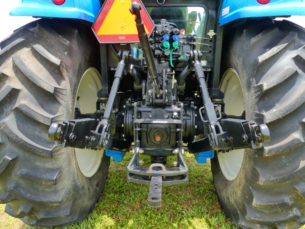 #1093 - LS P7040 | DeMott Auction