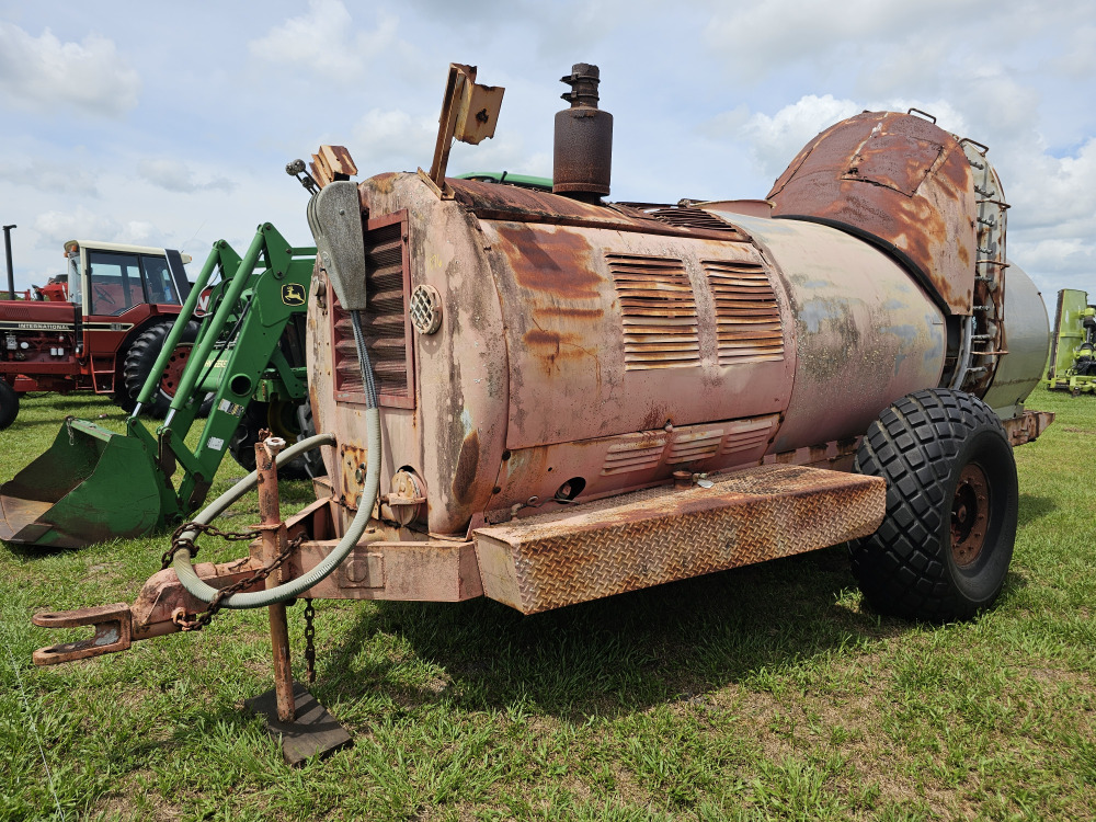 #1076 - FMC Orchard Sprayer | DeMott Auction