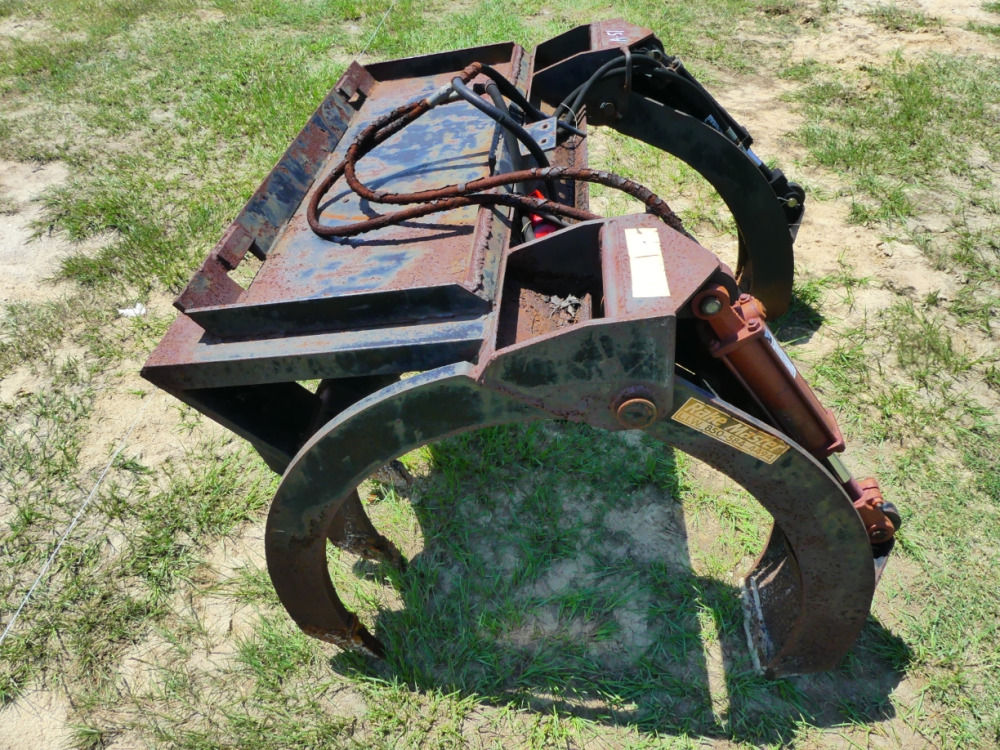 #236 - Rake Master Grapple | DeMott Auction