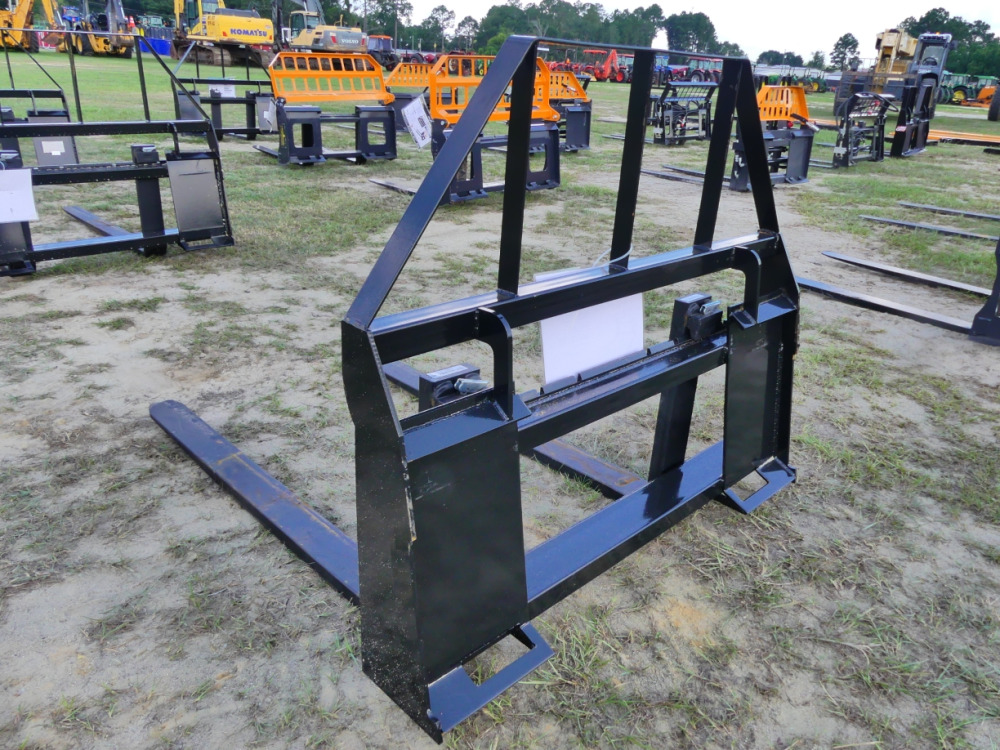 #378 - AGT Quick Attach Forks | DeMott Auction