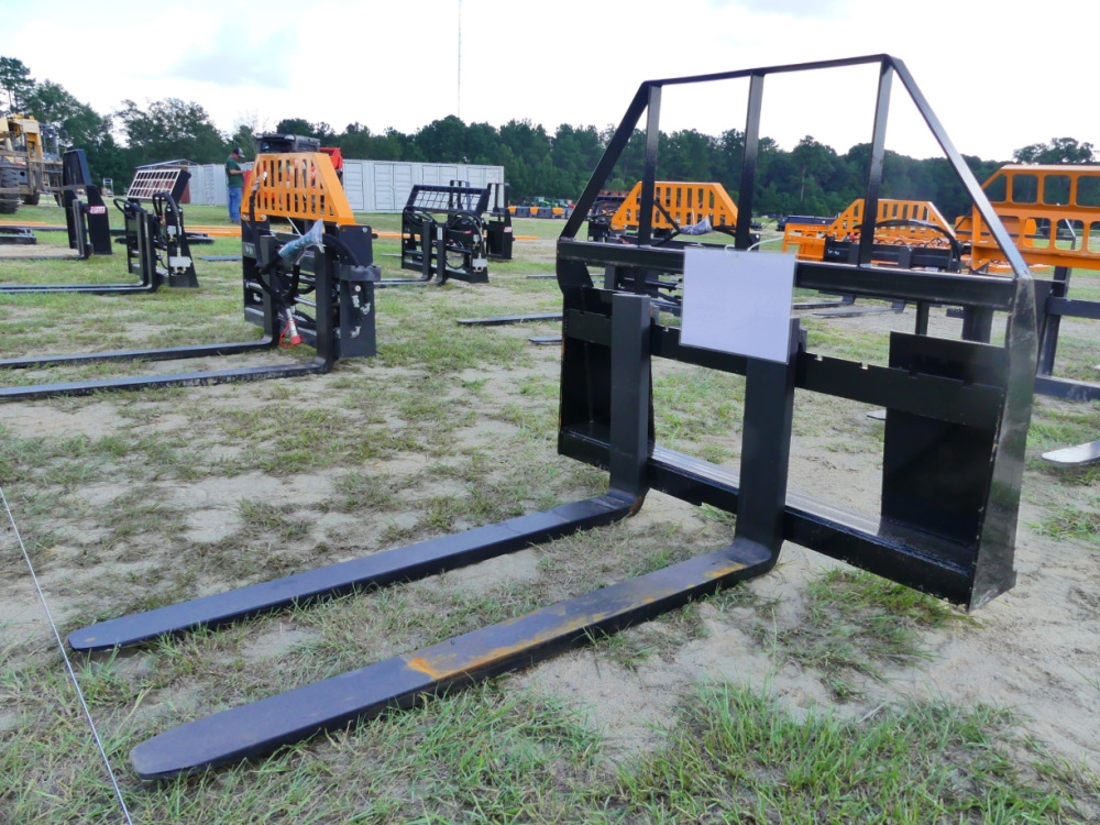 #382 - AGT Quick Attach Forks | DeMott Auction