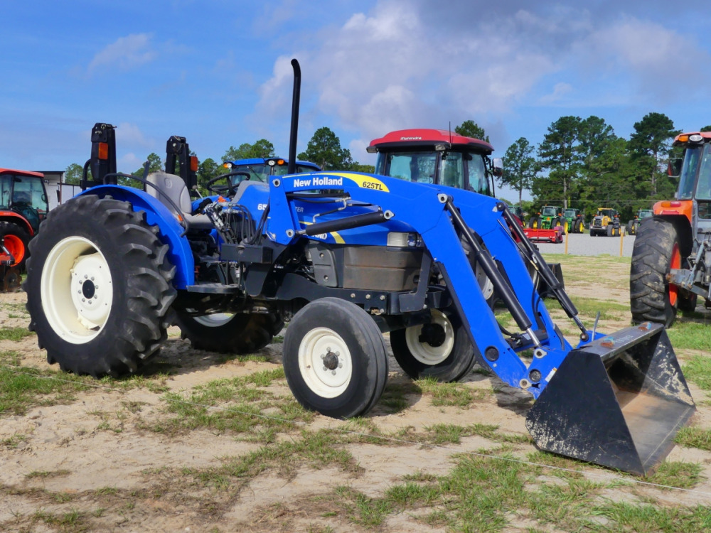 #240A - New Holland Workmaster 65 | DeMott Auction