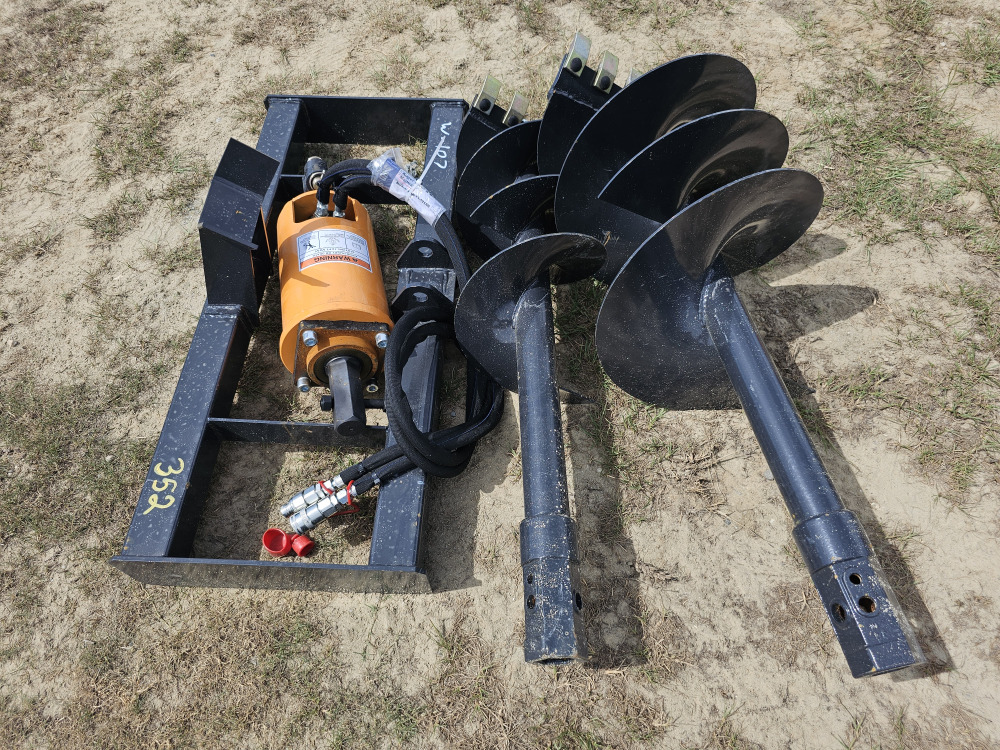 #352 - Wolverine Quick Attach Auger w/ 2 Bits | DeMott Auction