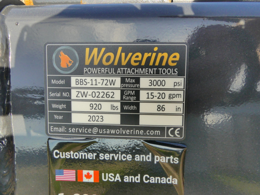 #456 - Wolverine Quick Attach 72" Bucket w/ Sweeper | DeMott Auction