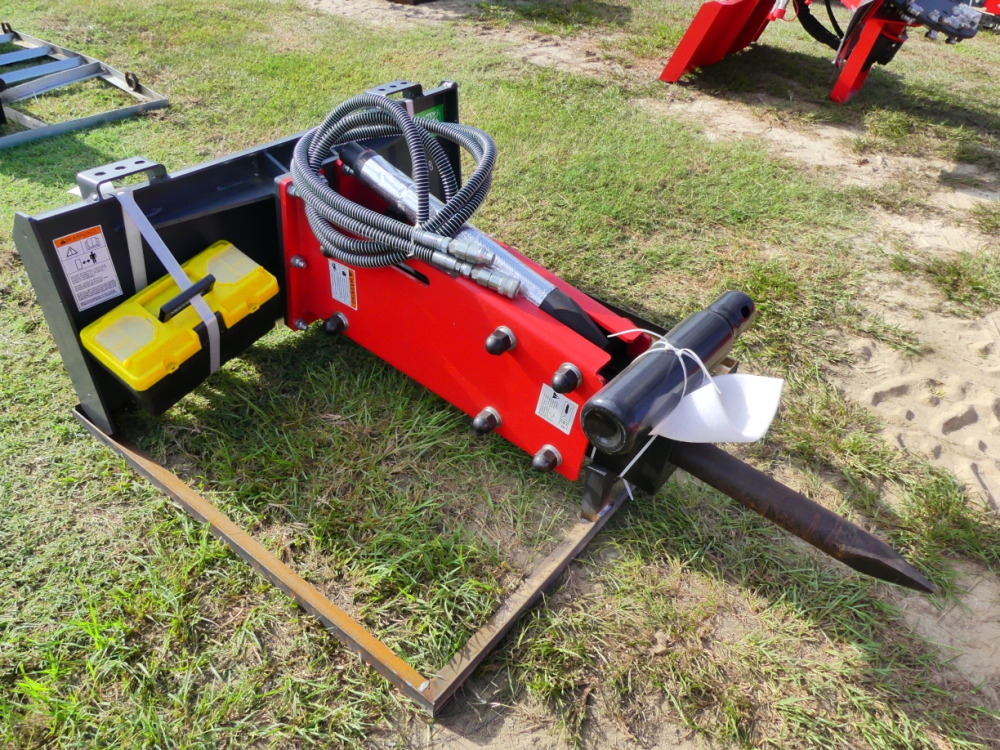 #486 - Raytree RMH680 Quick Attach Hydraulic Hammer | DeMott Auction