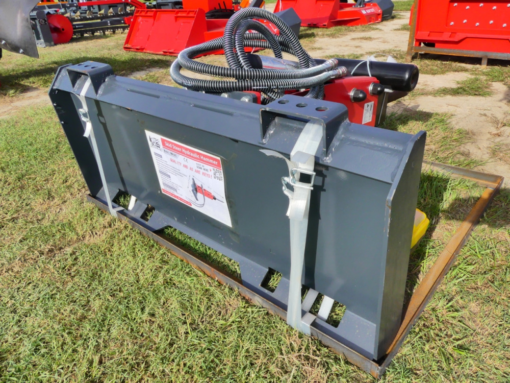 #486 - Raytree RMH680 Quick Attach Hydraulic Hammer | DeMott Auction