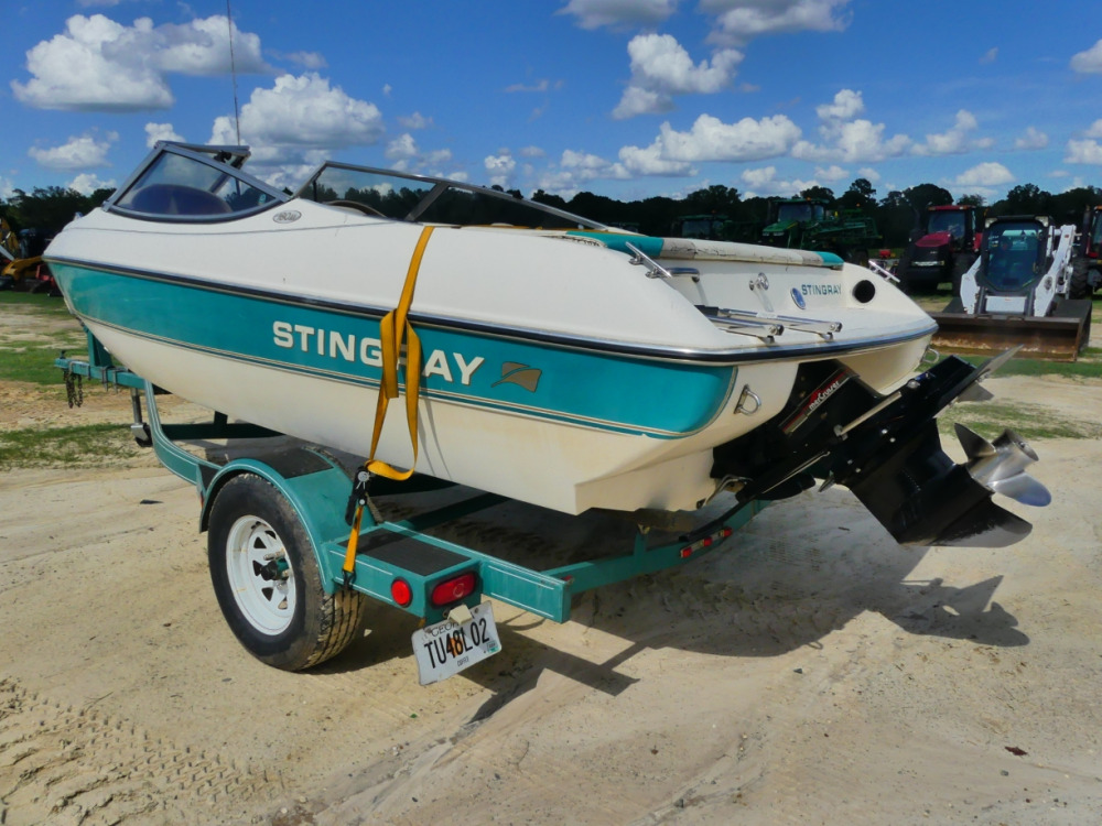 #193 - 1997 Stingray 19' Boat | DeMott Auction