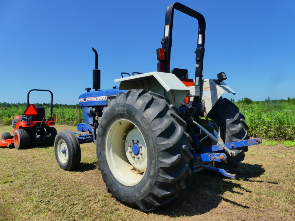 #452 - 2004 Farmtrac 665 | DeMott Auction