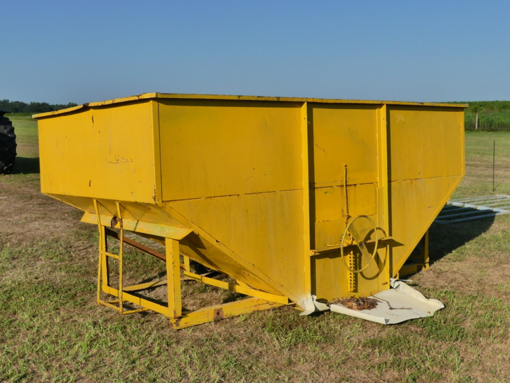 #306A - Gravity Flow Hopper | DeMott Auction