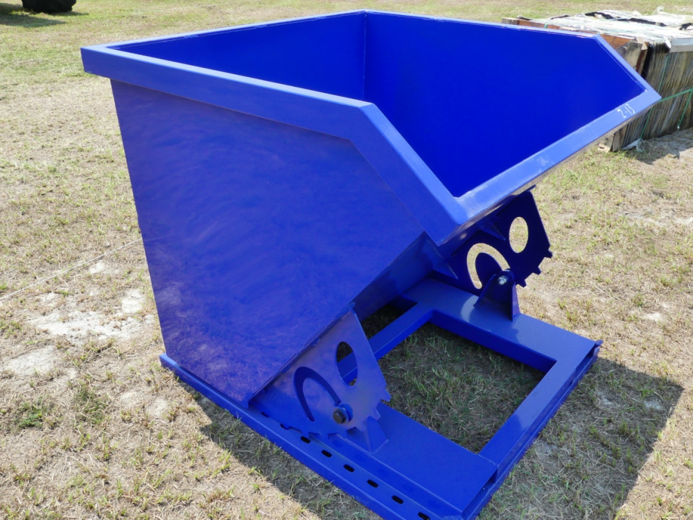 #332 - Forklift 1yd Self Dumping Hopper | DeMott Auction