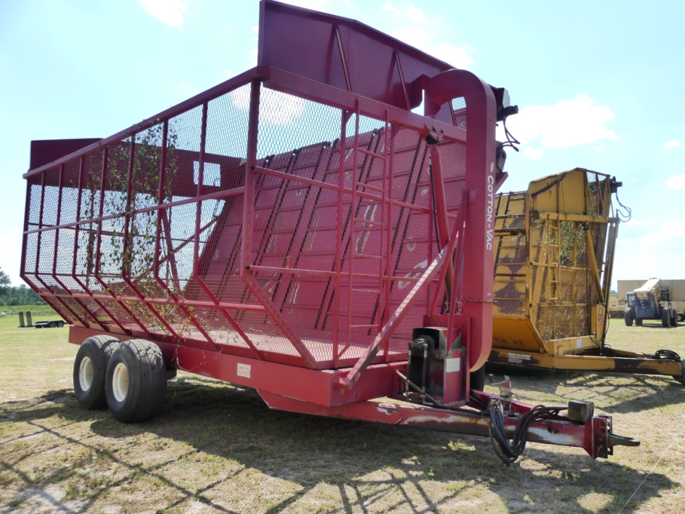 #623 - Shortline Pull Type Boll Buggy | DeMott Auction