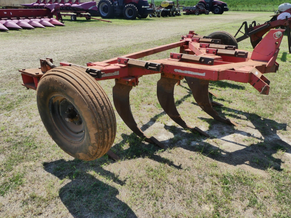 #537A - Tufline V Ripper | DeMott Auction