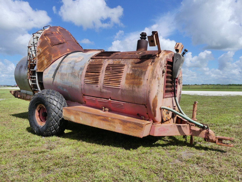 #1286 - FMC 957 Speedsprayer | DeMott Auction