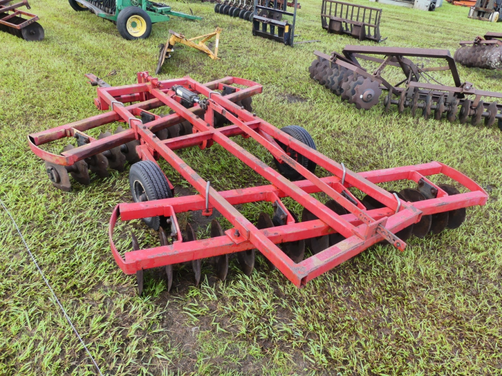 #2178 - Taylor Pittsburgh WGH3016 Disk Harrow | DeMott Auction