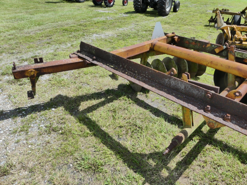 #1320 - Rome 10' Offset Disc | DeMott Auction