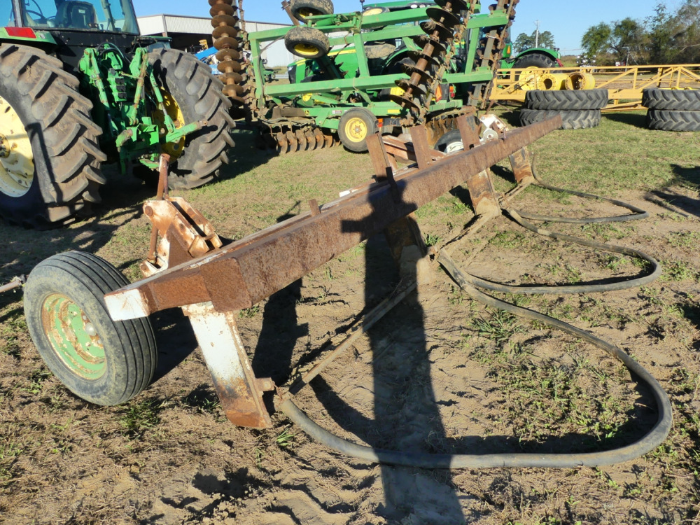 #557 - 3PT ONION PLOW | DeMott Auction