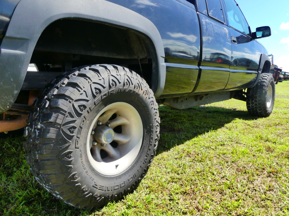 #1393 - 1996 Chevrolet Z71 | DeMott Auction