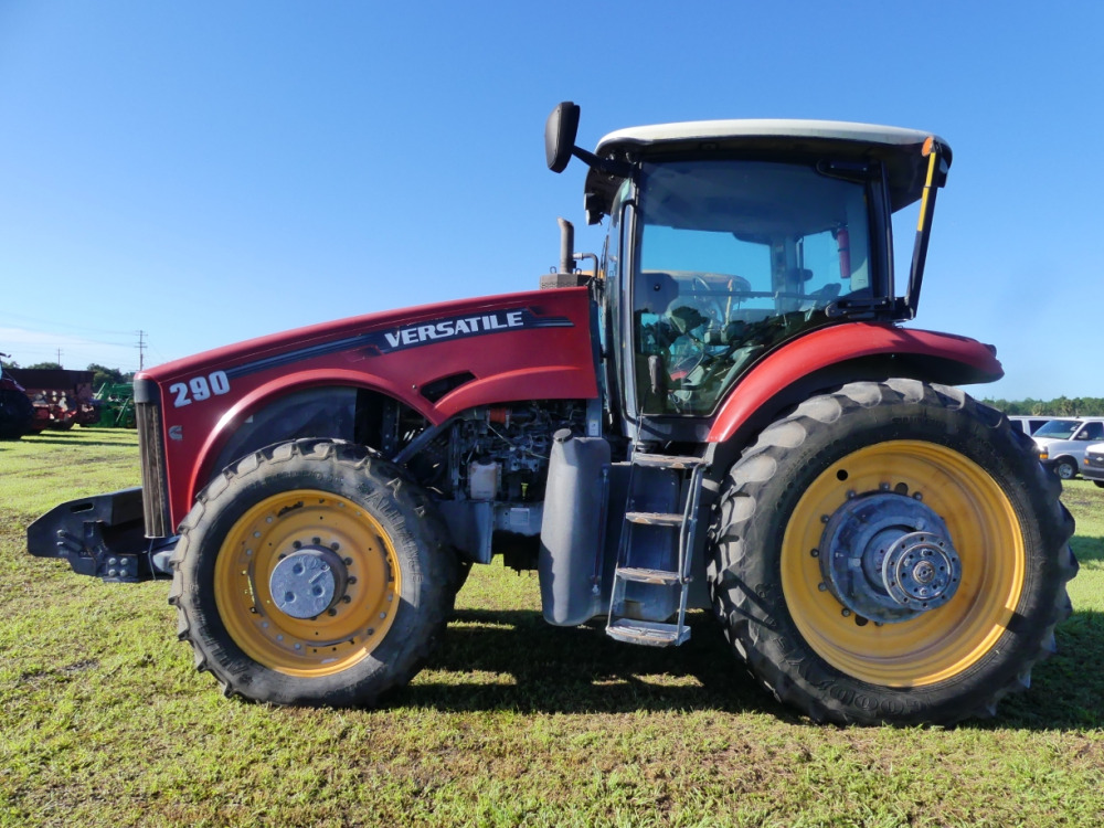 #1266 - Versatile 290 | DeMott Auction