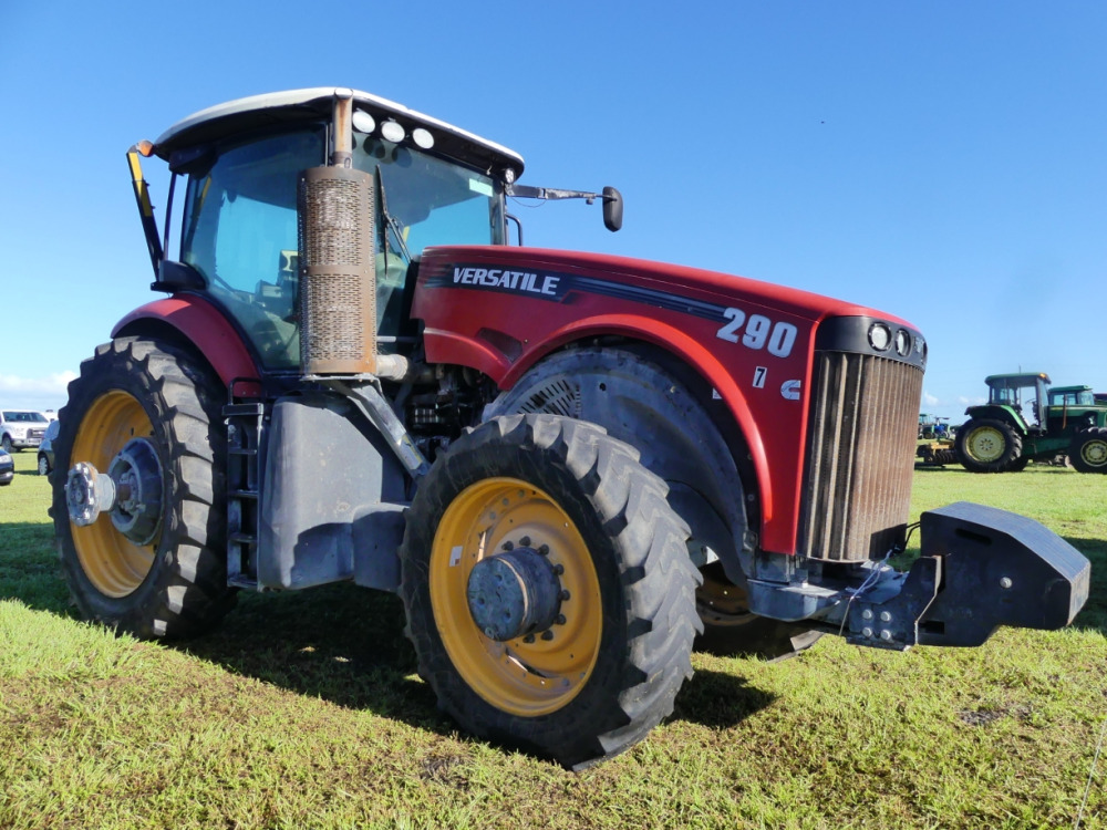 #1266 - Versatile 290 | DeMott Auction
