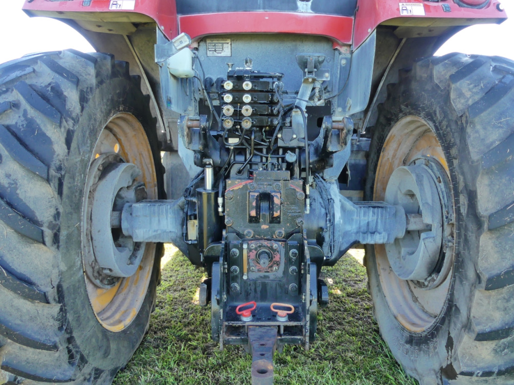 #1266 - Versatile 290 | DeMott Auction