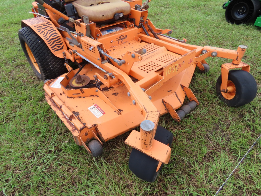 #1037 - Scag Turf Tiger II Mower | DeMott Auction