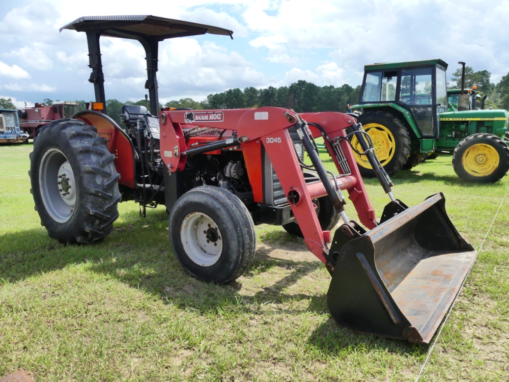 #335 - Massey Ferguson 243 | DeMott Auction