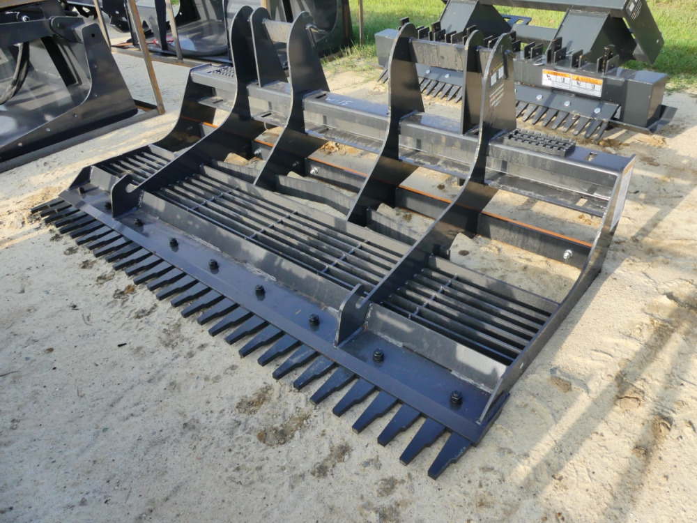 #471 - Wolverine LL-12-78W Quick Attach 78" Land Leveler | DeMott Auction