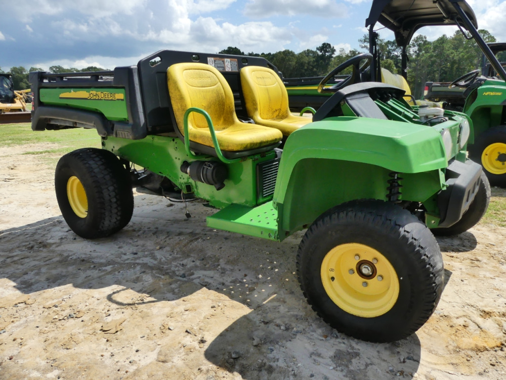 #218 - John Deere 4x2 TX Turf Gator | DeMott Auction
