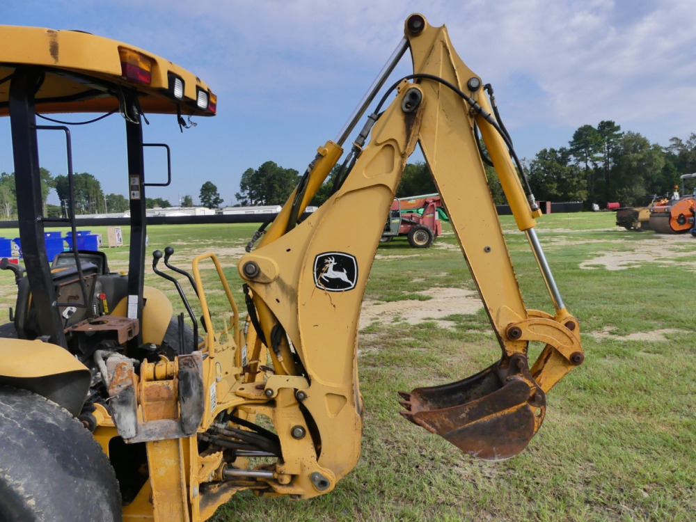 #279 - 2003 John Deere 110 Backhoe Loader | DeMott Auction