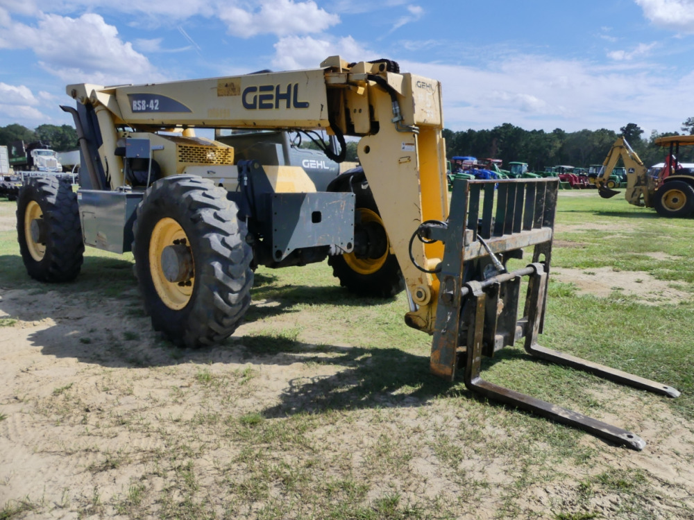 #290 - Gehl RS8-42 Forklift | DeMott Auction