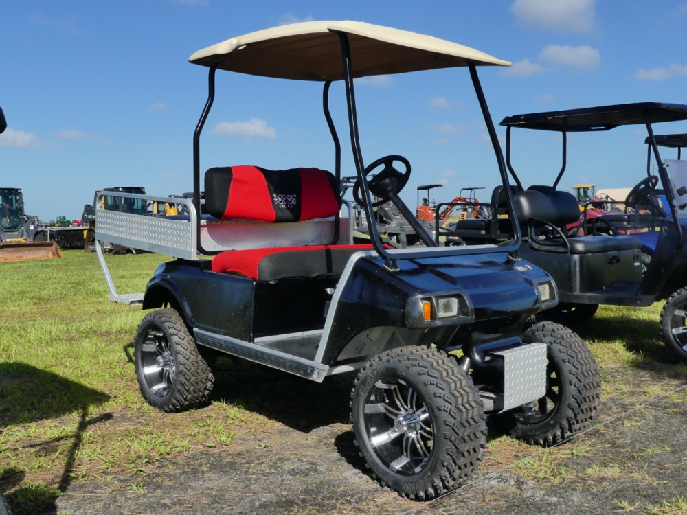 #1056 - Club Car Gas Powered Golf Cart | DeMott Auction