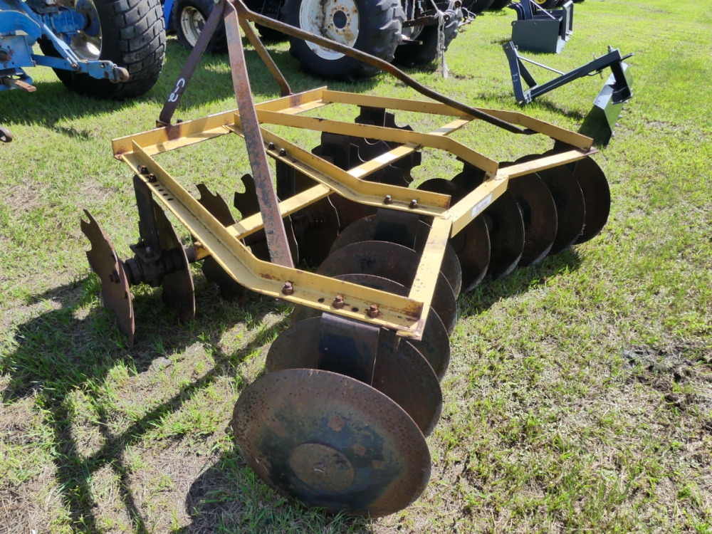#1177 - King Cutter 3pt 5' Disc | DeMott Auction