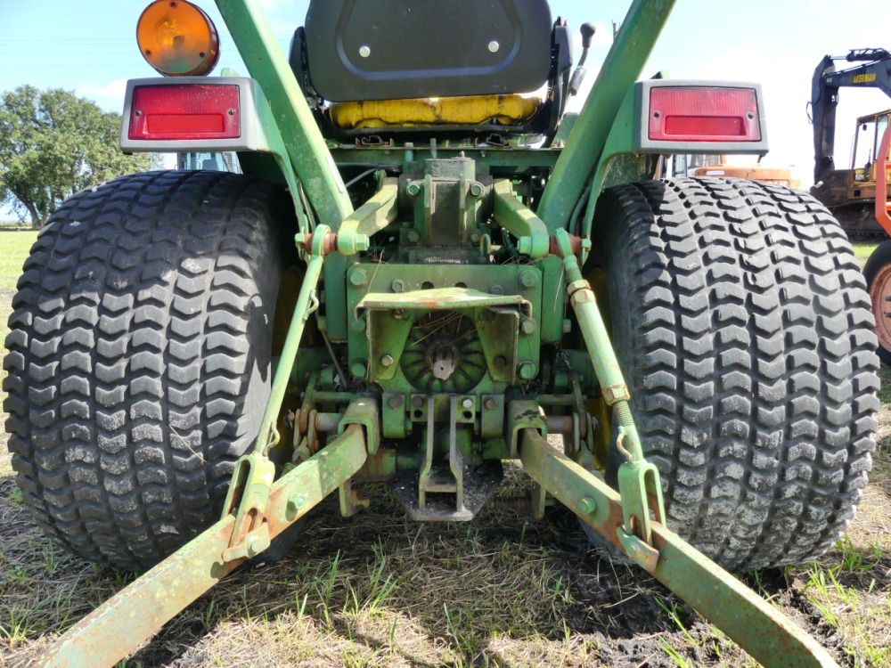 #1166 - John Deere 670 | DeMott Auction