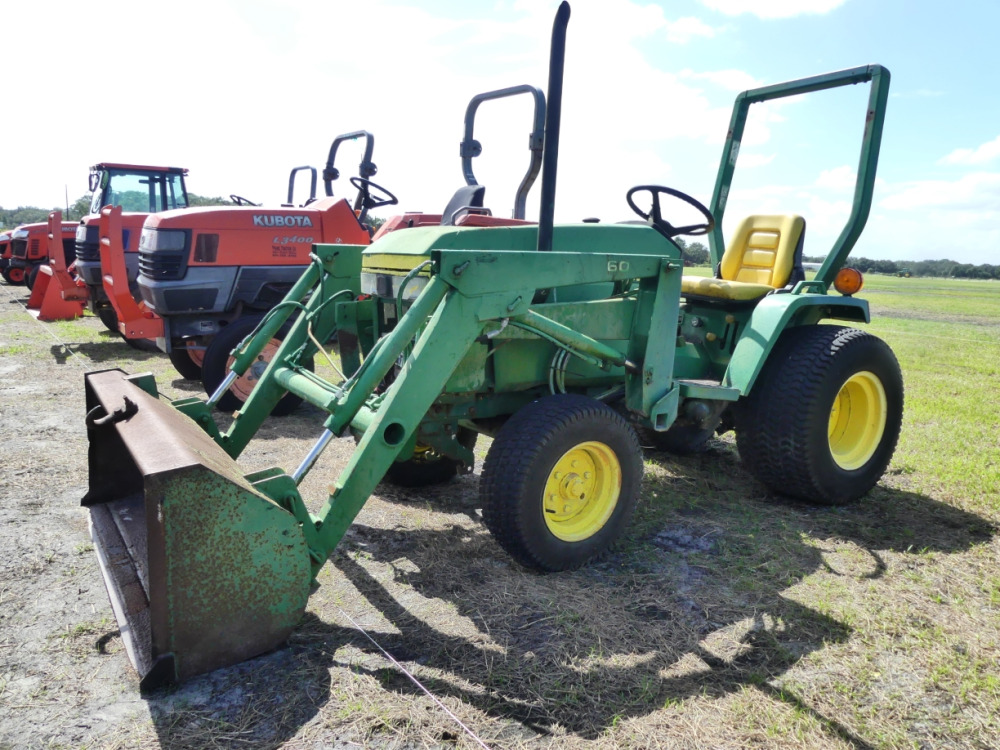 John Deere 670 | DeMott Auction