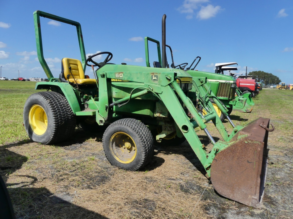 John Deere 670 | DeMott Auction