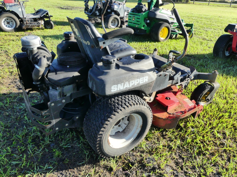 #1010 - Snapper Zero Turn Mower | DeMott Auction