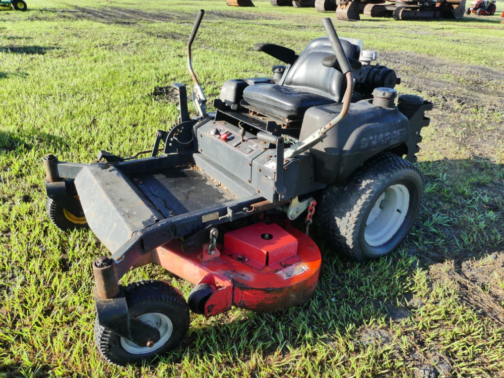 #1010 - Snapper Zero Turn Mower | DeMott Auction