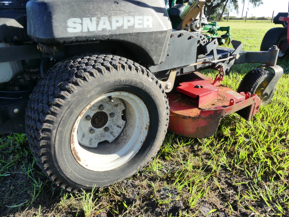 #1010 - Snapper Zero Turn Mower | DeMott Auction