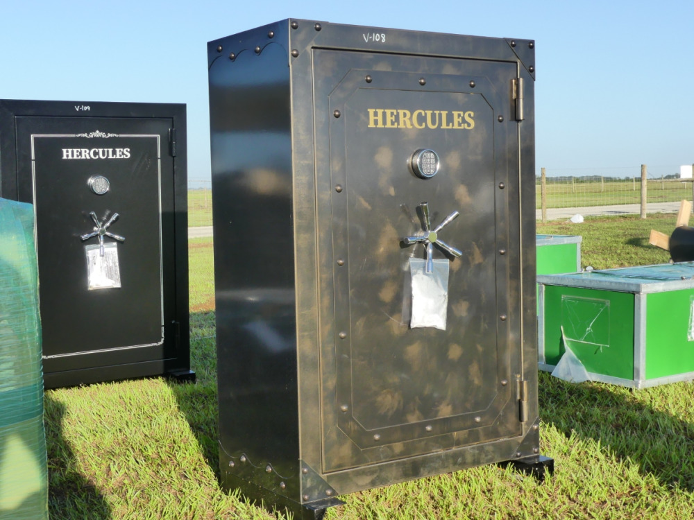 Hercules Large Safe | DeMott Auction