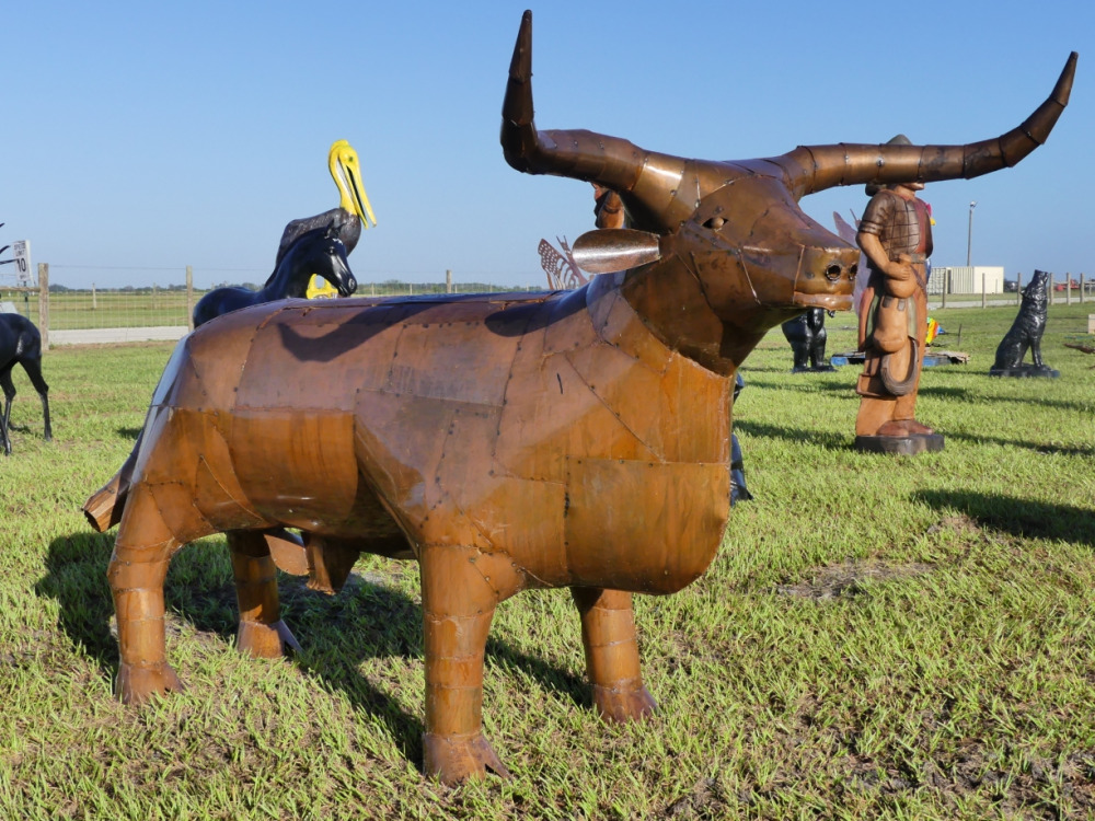#2215 - Metal Bull Grill | DeMott Auction