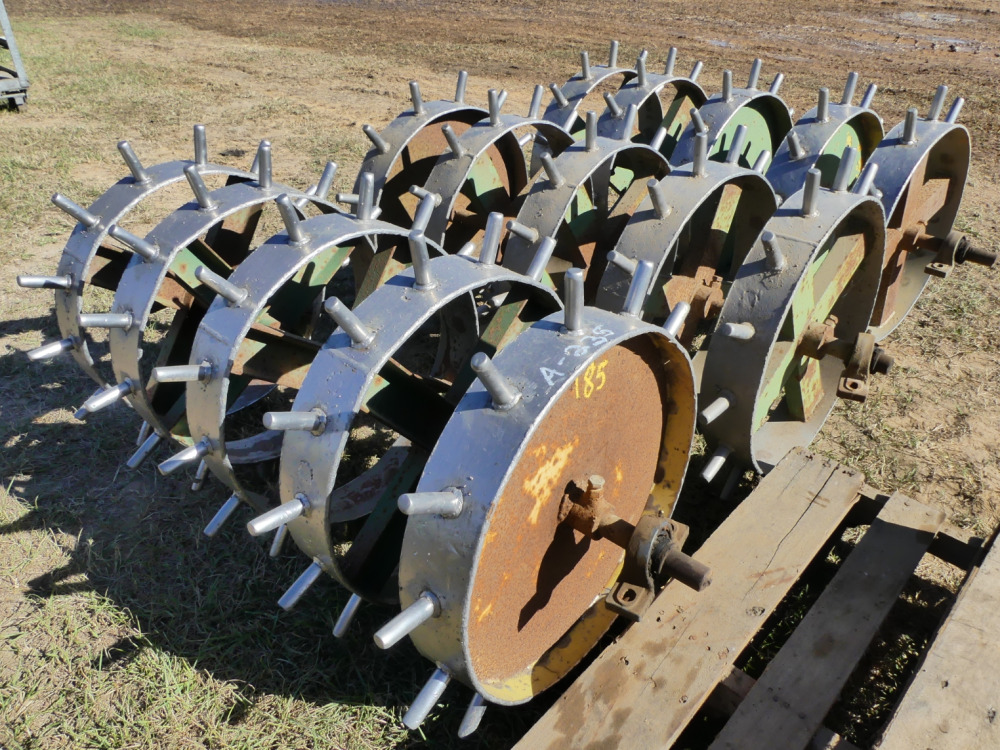 #185 - ASSORTMENT OF SPIKE WHEELS | DeMott Auction
