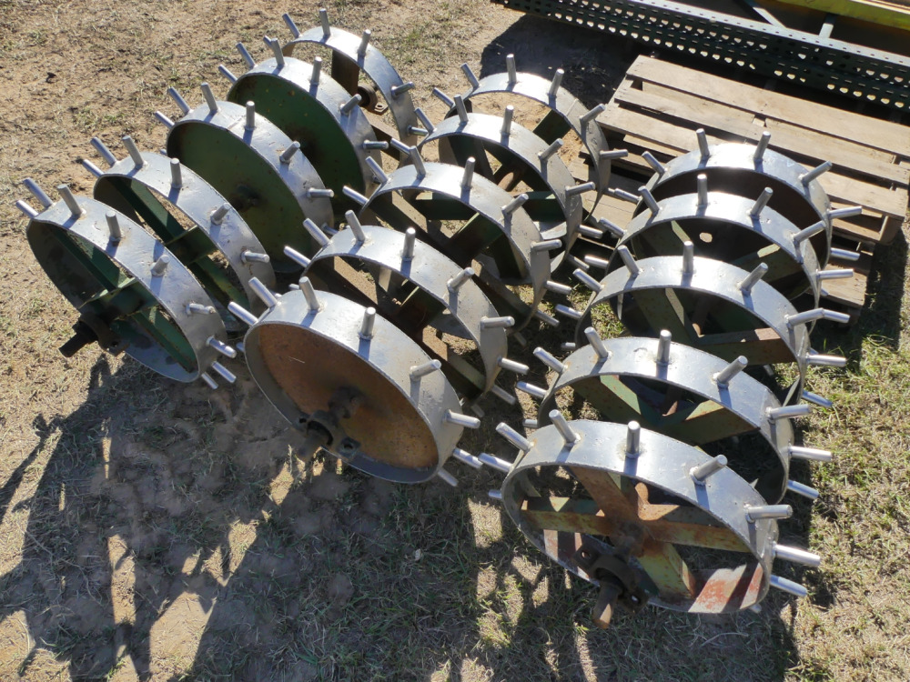 #185 - ASSORTMENT OF SPIKE WHEELS | DeMott Auction