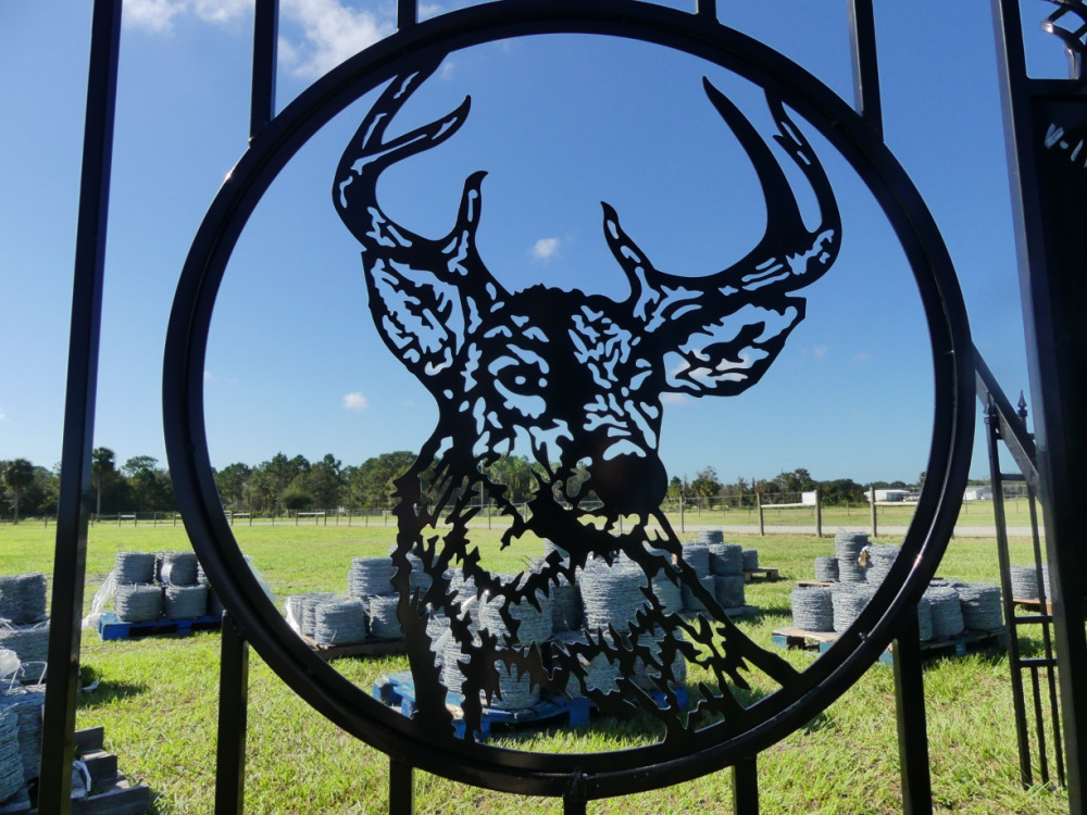 #2251 - Deer 16' Gates | DeMott Auction