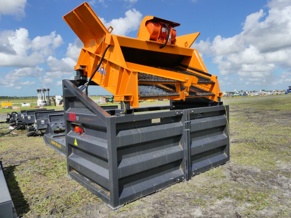 #2422 - Land Honor Quick Attach MTD Screener | DeMott Auction