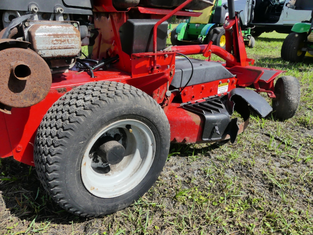 #1006A - Snapper HI-Vac Riding Mower (Does not run) | DeMott Auction